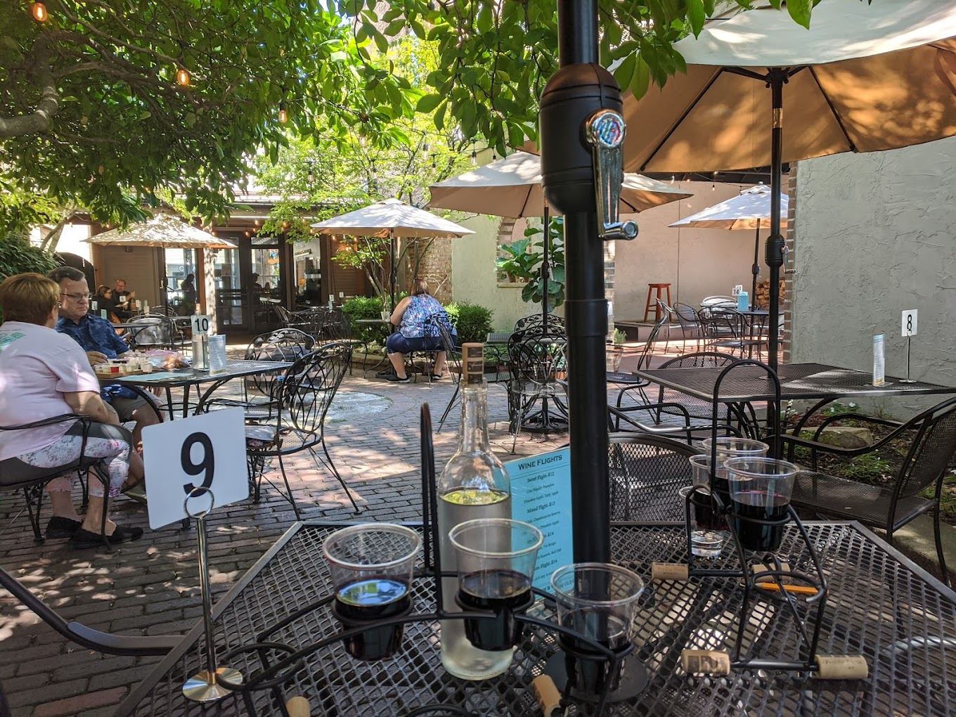 Best 18 Wineries in Illinois: Top Picks for Wine Lovers - TravelEnvoy