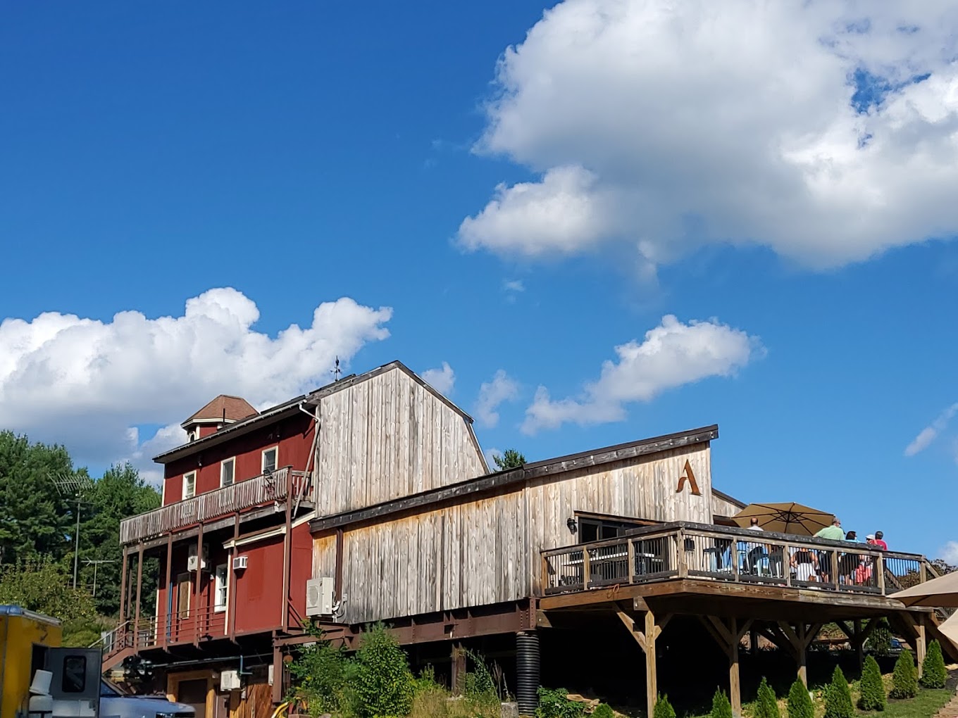 Best 18 Wineries in Massachusetts: A Guide to the Top Vineyards and ...